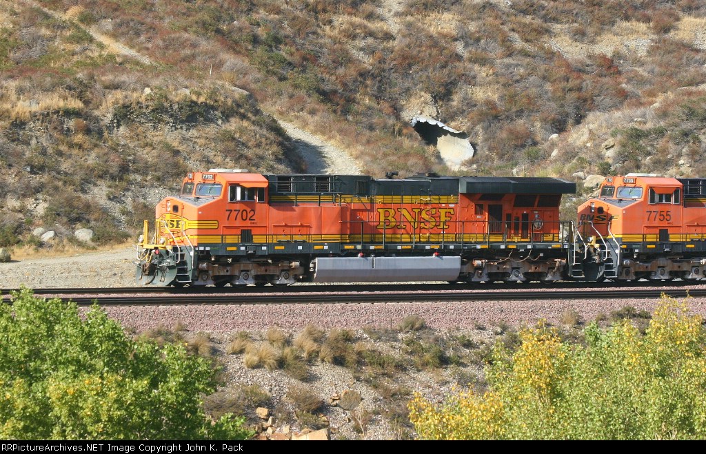 BNSF 7702